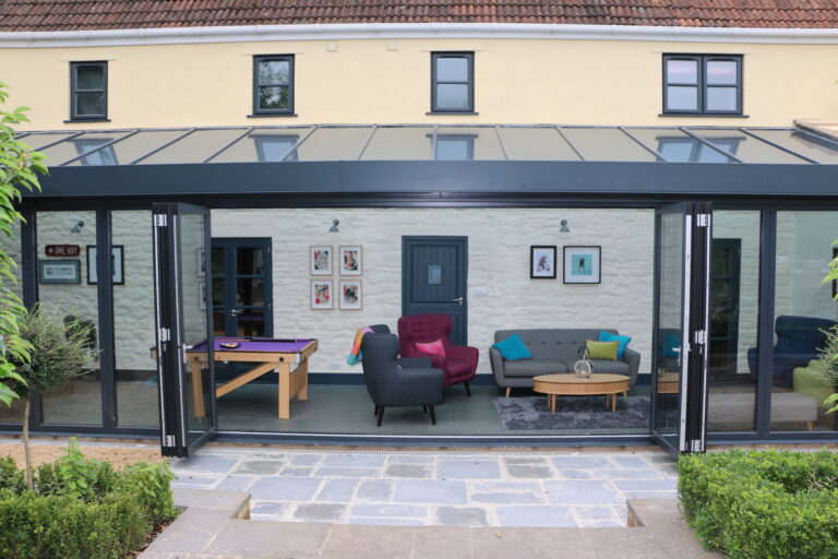 Aluminium Lean To Roof Extensions | Atlas Aluminium